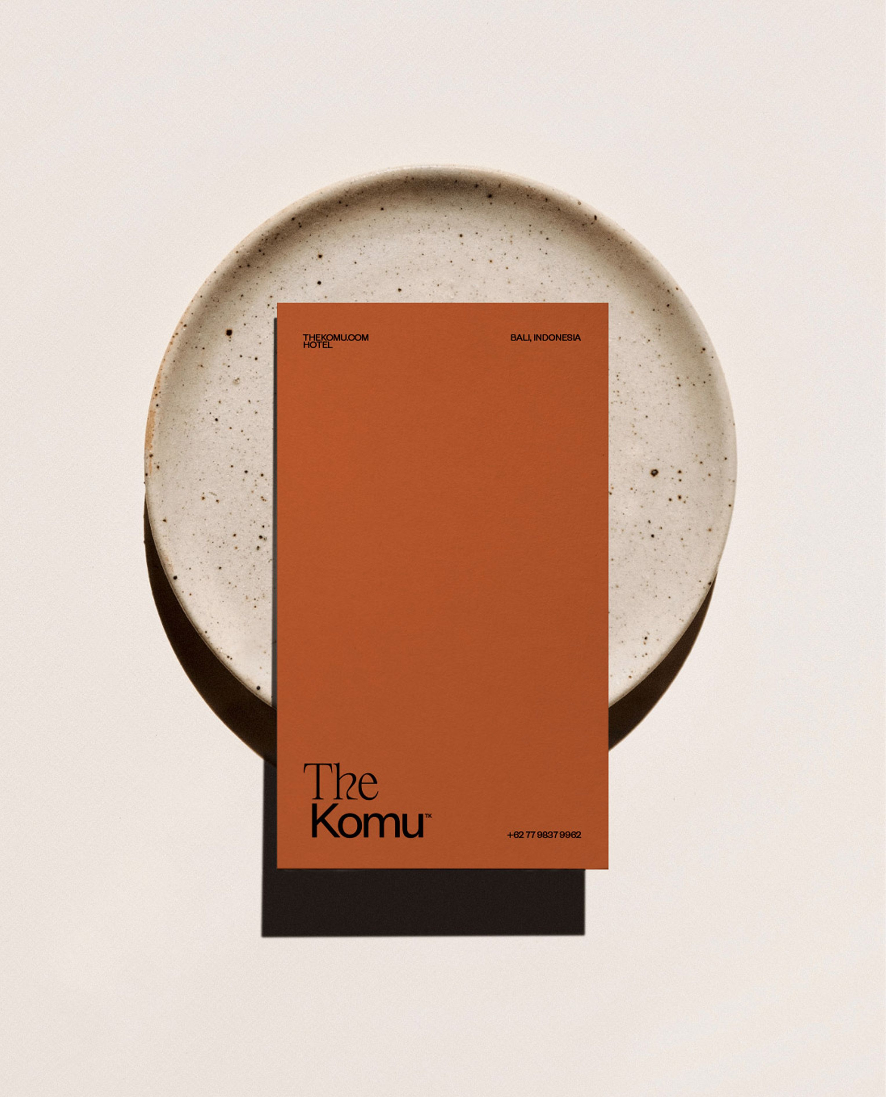 Unika | The Komu
